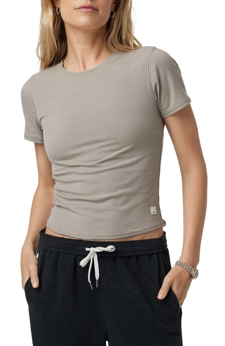 Vuori Short Sleeve Pose Fitted Tee Women's | Miyar Adventures